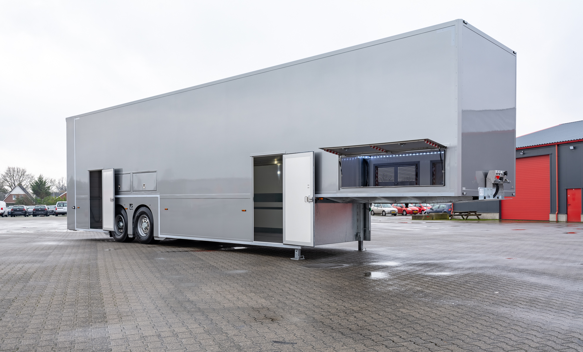 Overview Adverts - market.racetrailer.com