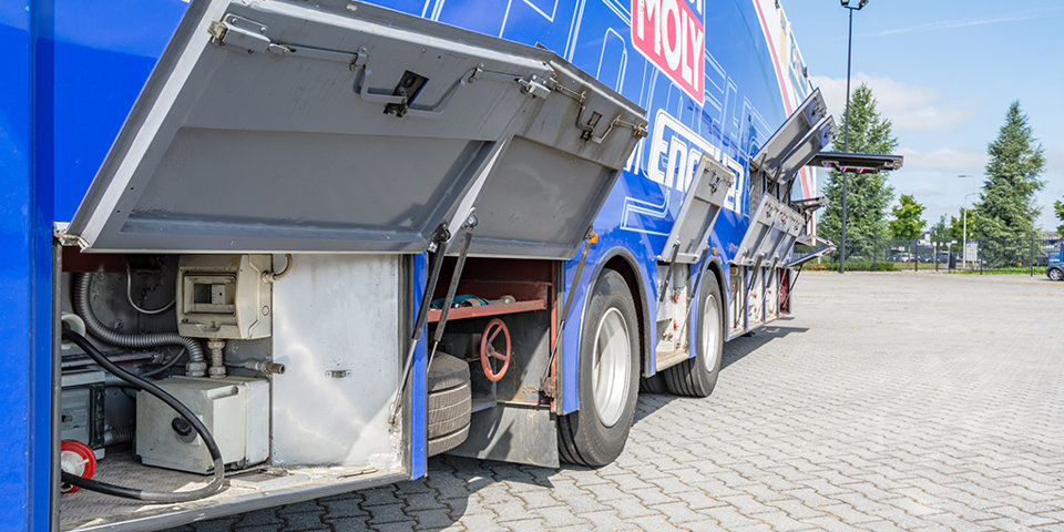 ex Ferrari Formula One race trailer - market.racetrailer.com