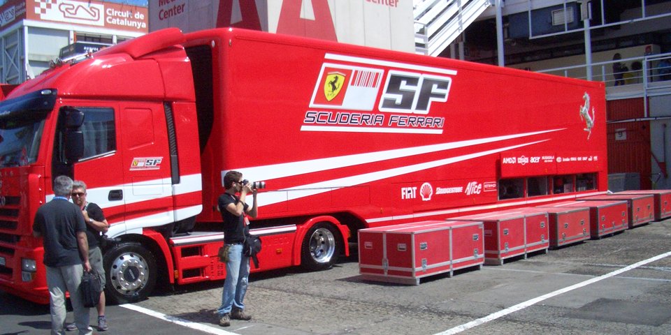 ex Ferrari Formula One race trailer - market.racetrailer.com