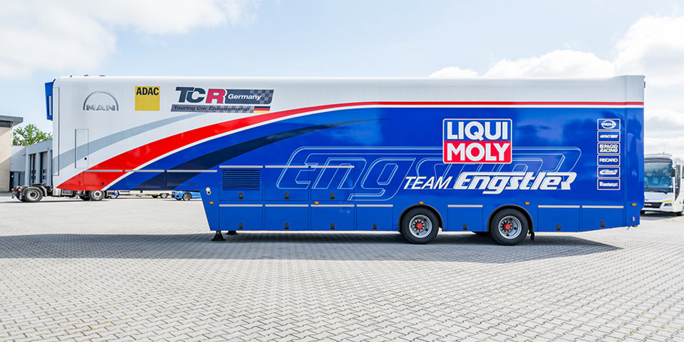 ex Ferrari Formula One race trailer - market.racetrailer.com