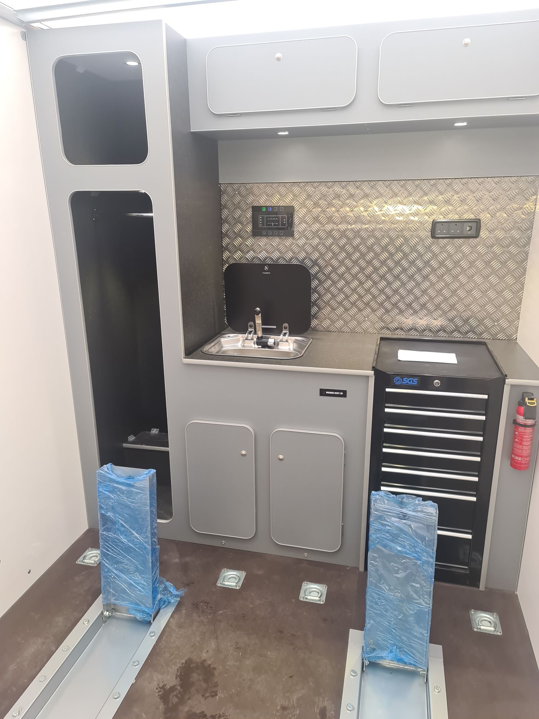 race box trailer - market.racetrailer.com