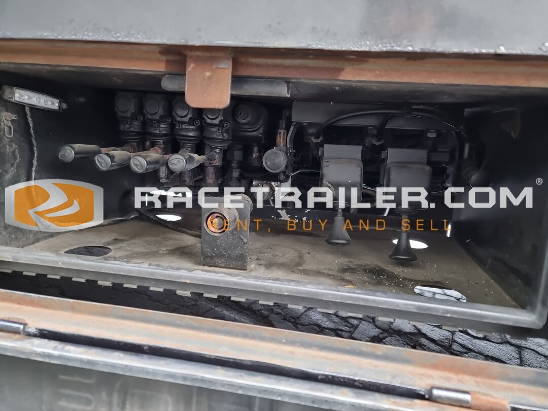 MAN TGS + ROLFO Race trailer - market.racetrailer.com