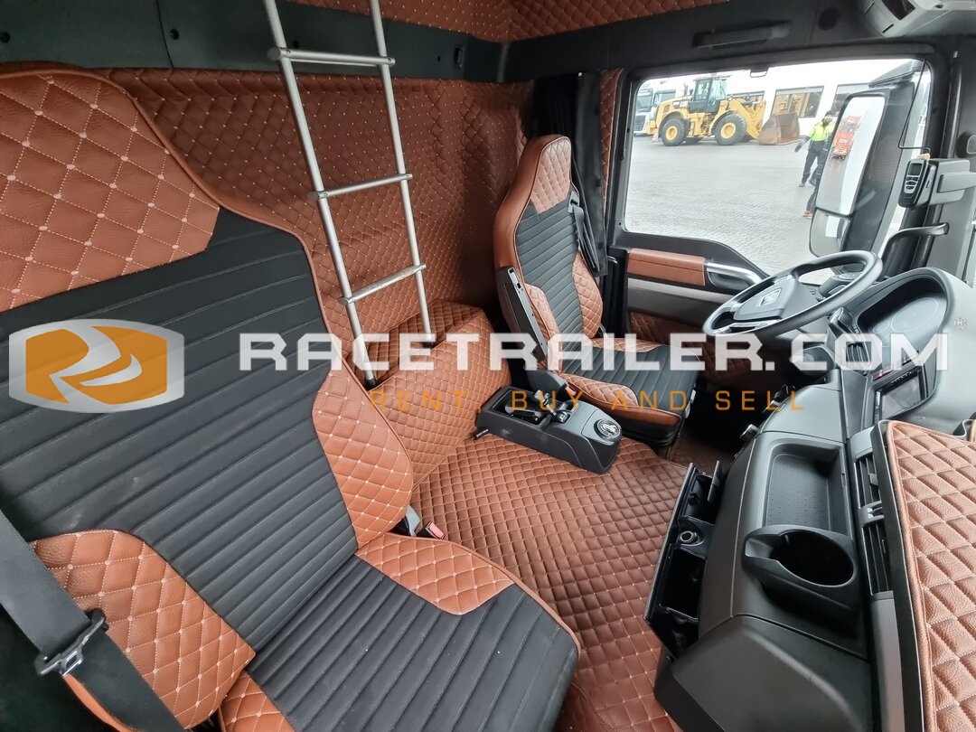 MAN TGS + ROLFO Race trailer - market.racetrailer.com