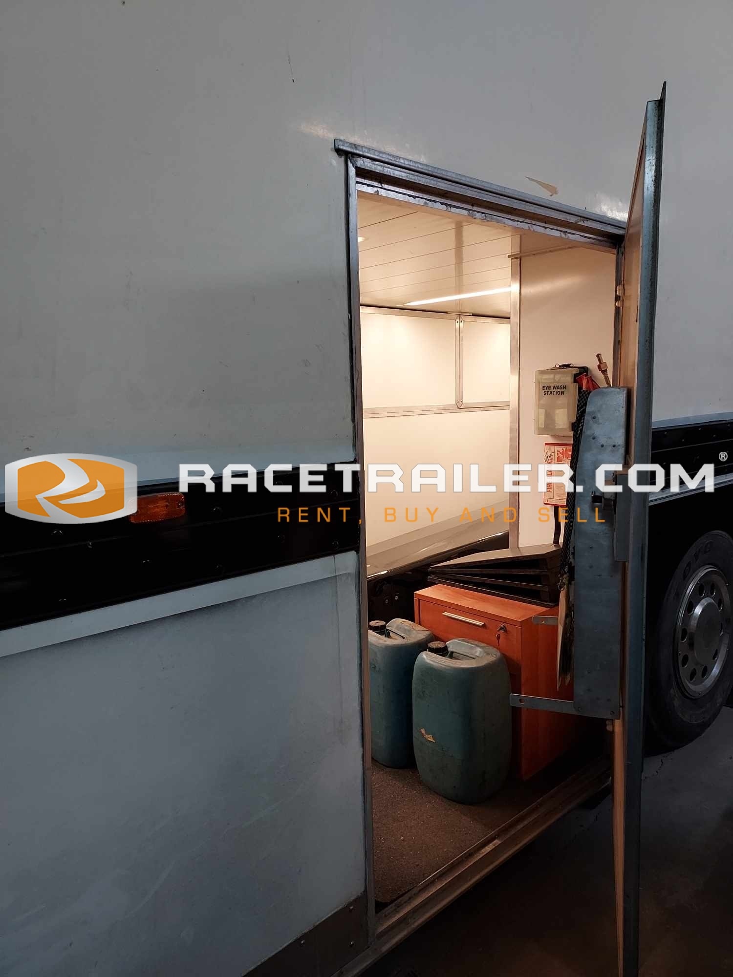 Professional Wilson double deck race car trailer - market.racetrailer.com