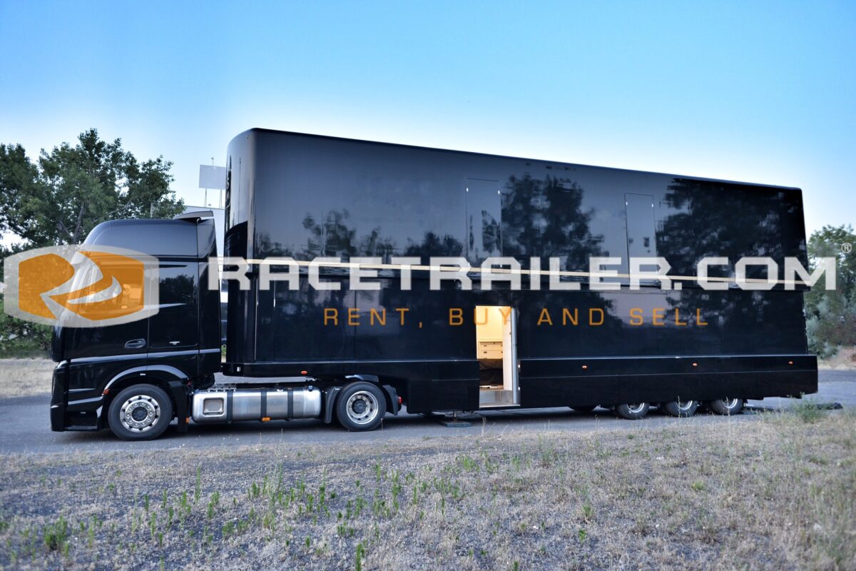 Mercedes-Benz Actros 6x2 + F1 pump-up racetrailer VIP - market ...