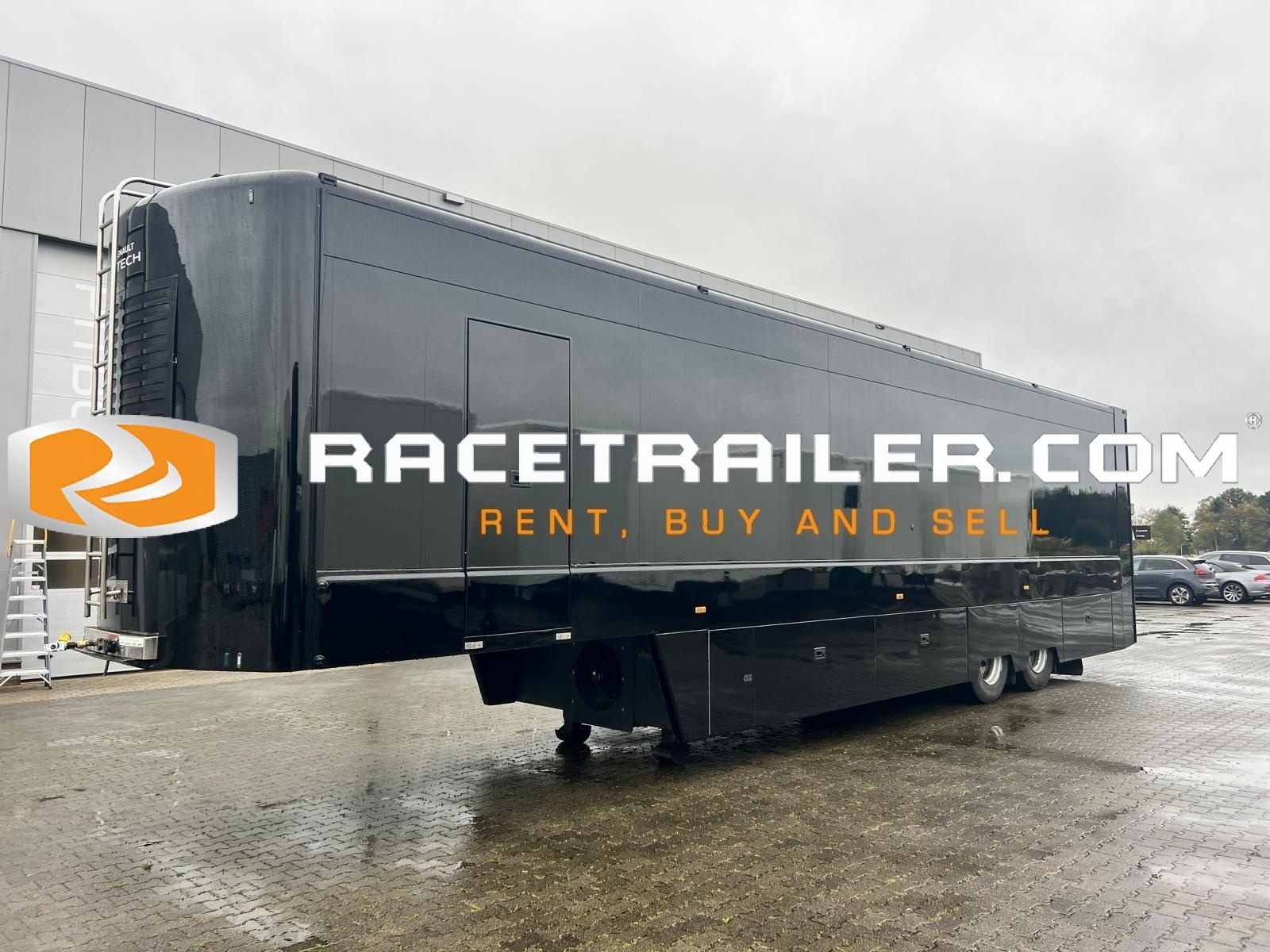 SOLD *** BWT Alpine F1 Team Straightline trailer pre owned - market ...
